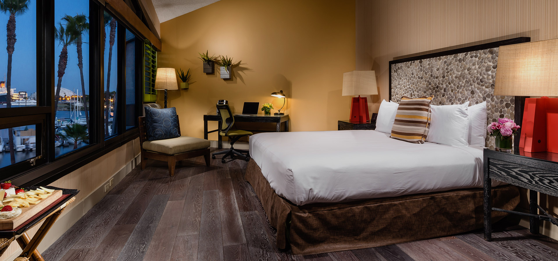 Special Offers | Hotel Maya | Long Beach, CA Hotels